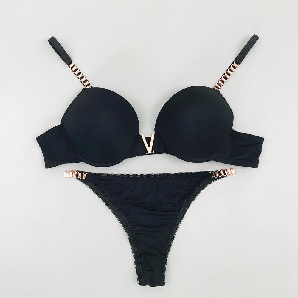 Premium Stylish And Sexy Stainless V Chain Design Lingerie Set Bra And ...